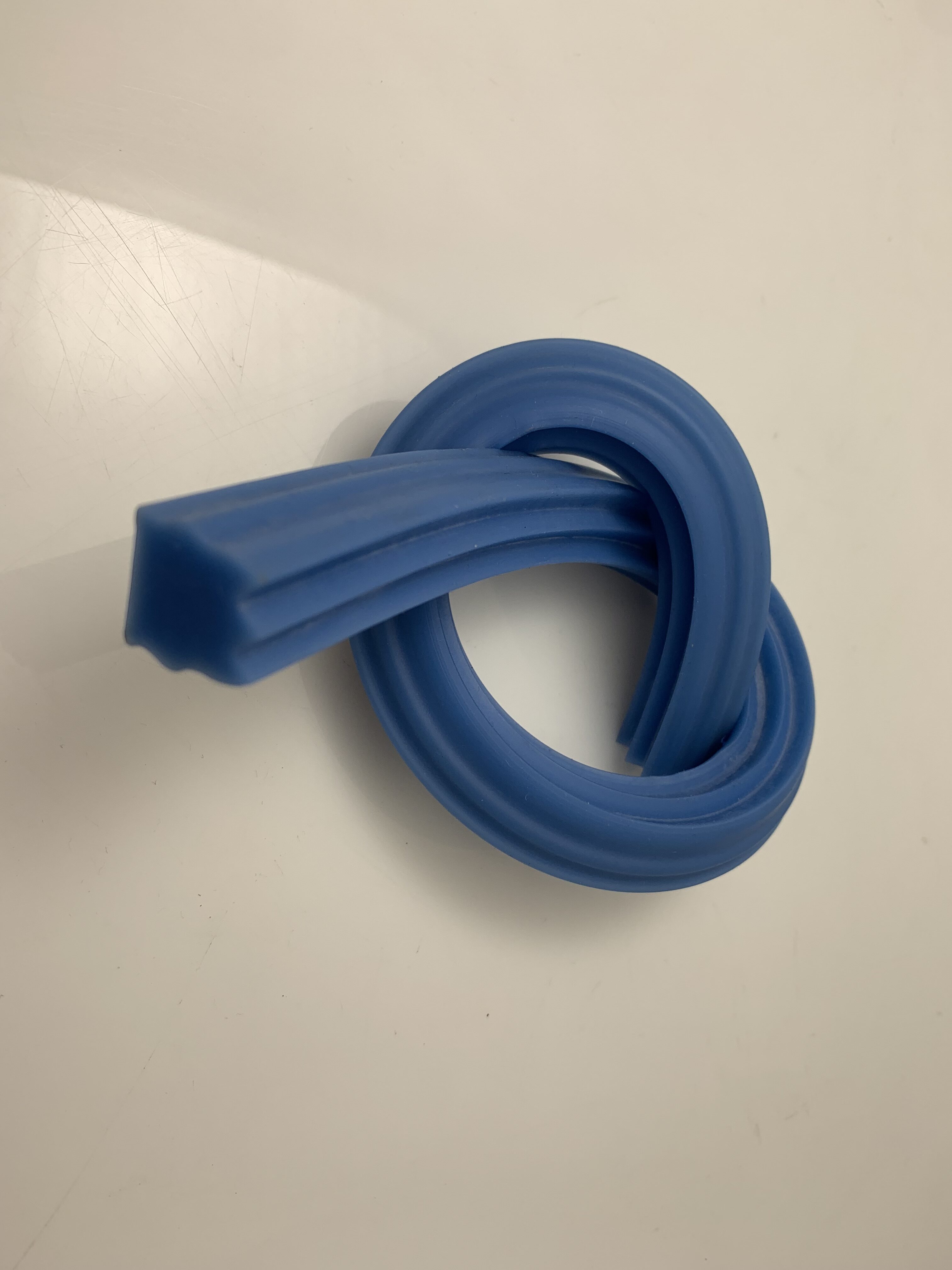 Offshore Blue Silicon Door Seal - 15 mm profile - www.winel.nl