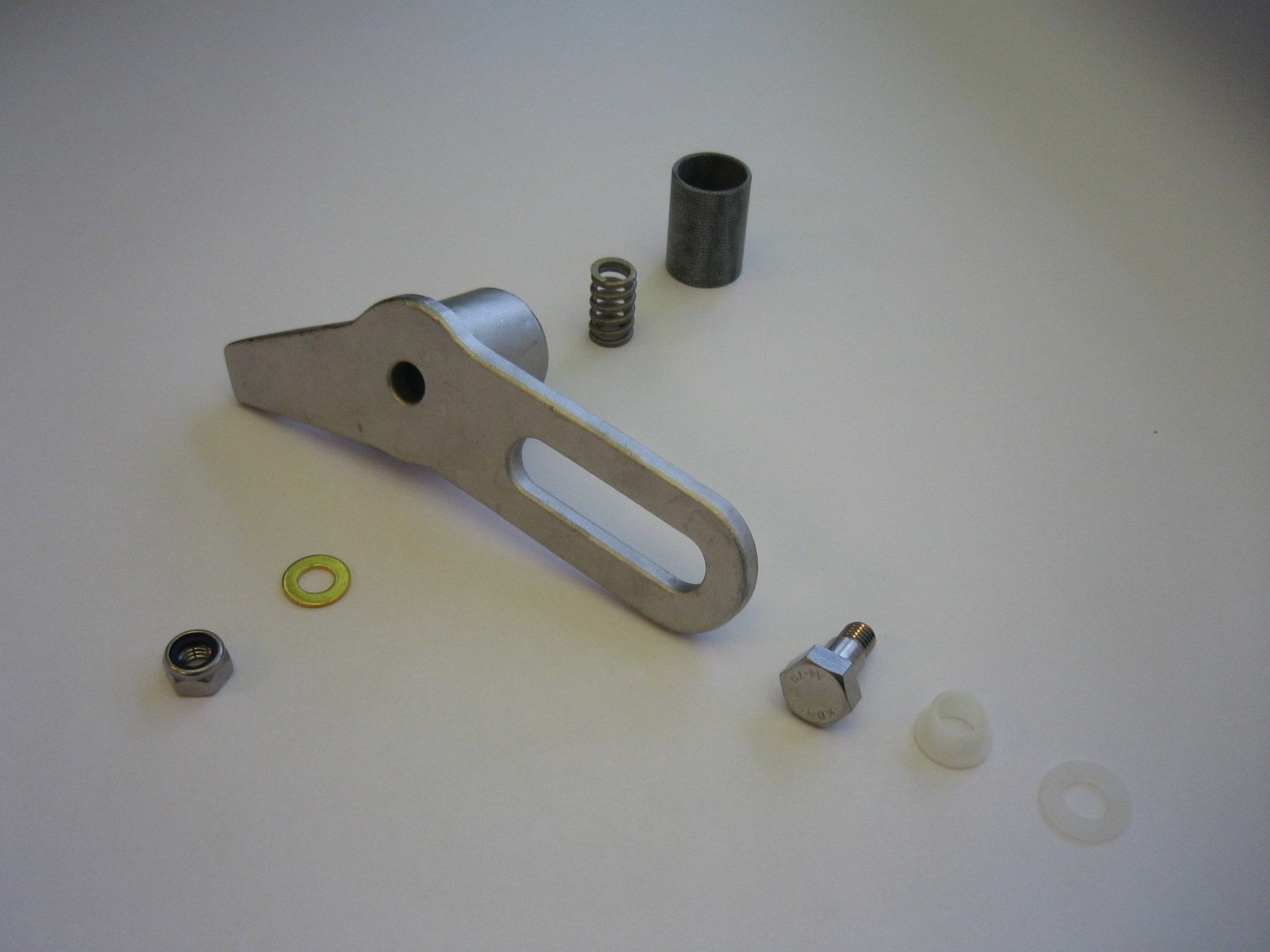 Cleat set. For splash & weathertight, RH GRP door 8 mm - www.winel.nl